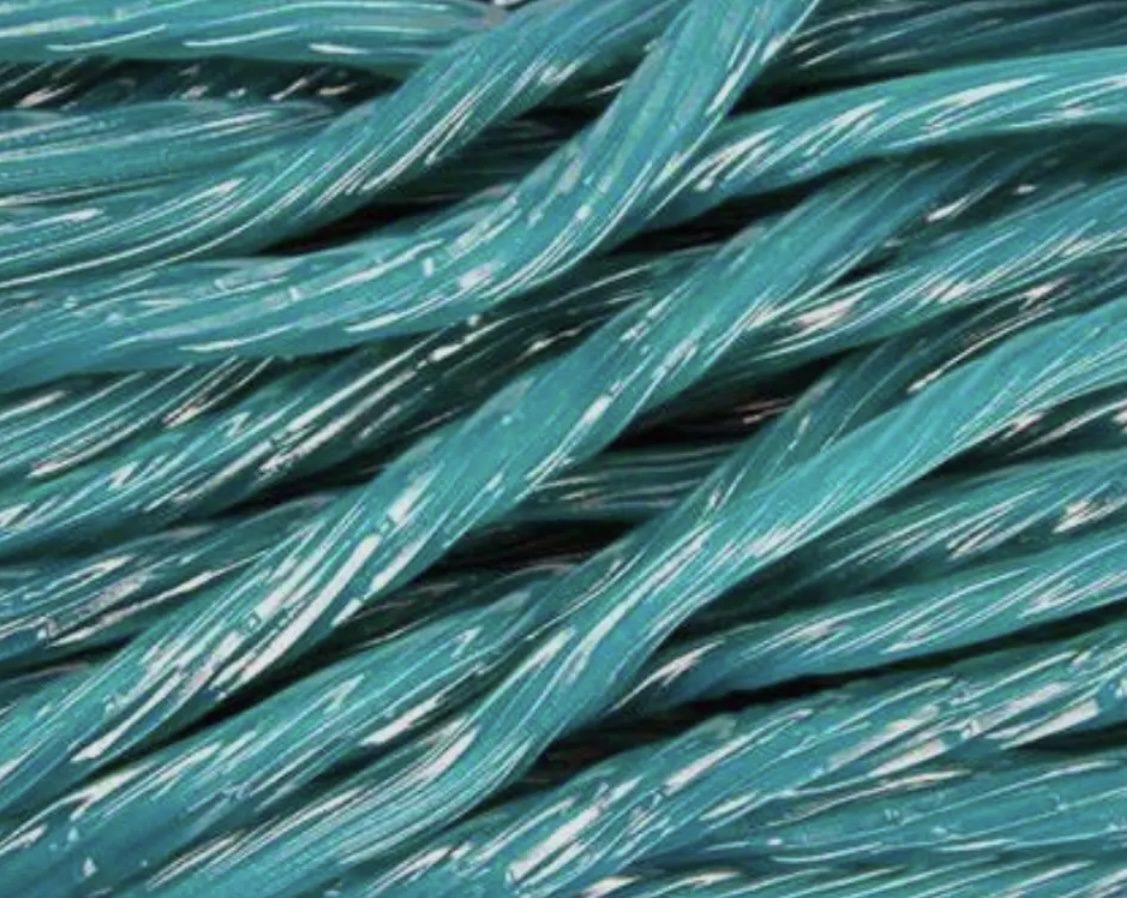 O’Shea’s Candies O’Shea’s Thick Cut Licorice 1 Pound Gift Box- Blue ...
