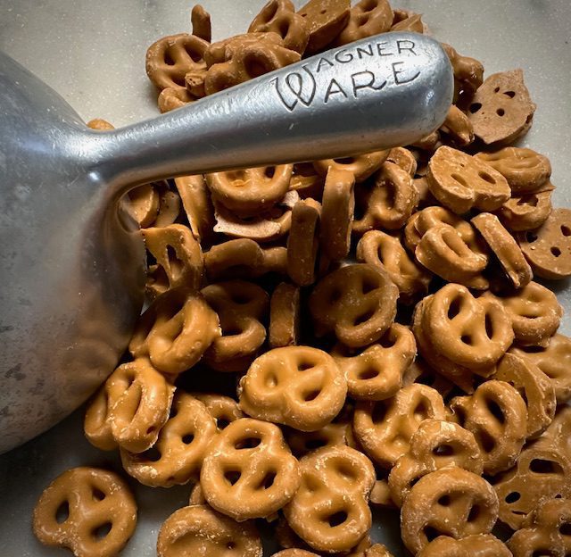 O’Shea’s Pennsylvania “Mini Micro Sea Salt Caramel” Prezels - O’Shea’s ...